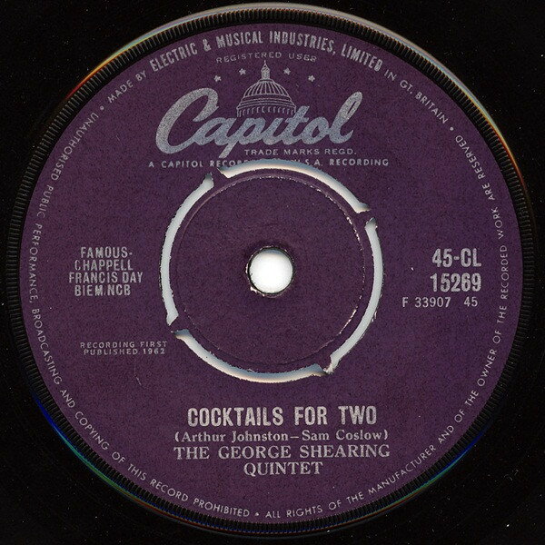・アーティスト George Shearing Quintet ・タイトル Cocktails For Two ・レーベル・型番 CAPITOL 45CL15269 ・フォーマット 7インチレコード ・コンディション(盤) 良い (VG+)...