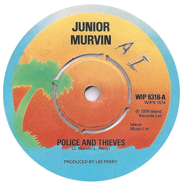 ・アーティスト Junior Murvin ・タイトル Police And Thieves ・レーベル・型番 Island Records WIP6316 ・フォーマット 7インチレコード ・コンディション(盤) 可 (VG) ・コンディ...