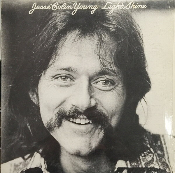 ・アーティスト Jesse Colin Young ・タイトル Light Shine ・レーベル・型番 Warner Bros. Records BS2790 ・フォーマット LPレコード ・コンディション(盤) 良い (VG+) ・コン...