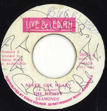 ・アーティスト Mighty Diamonds ・タイトル Never Get Weary ・レーベル・型番 Live & Learn Records NONE ・フォーマット 7インチレコード ・コンディション(盤) 良い (VG+) ・...