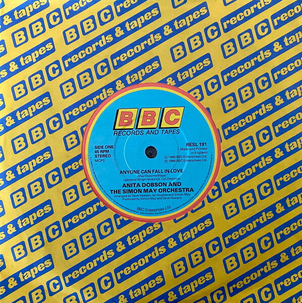 ・アーティスト Anita Dobson & The Simon May Orchestra ・タイトル Anyone Can Fall In Love ・レーベル・型番 BBC Records And Tapes RESL191 ・フォー...