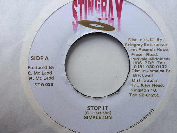 ・アーティスト Simpleton ・タイトル Stop It ・レーベル・型番 Stingray Records STR036 ・フォーマット 7インチレコード ・コンディション(盤) 良い (VG+) ・コンディション(ジャケット) ・...