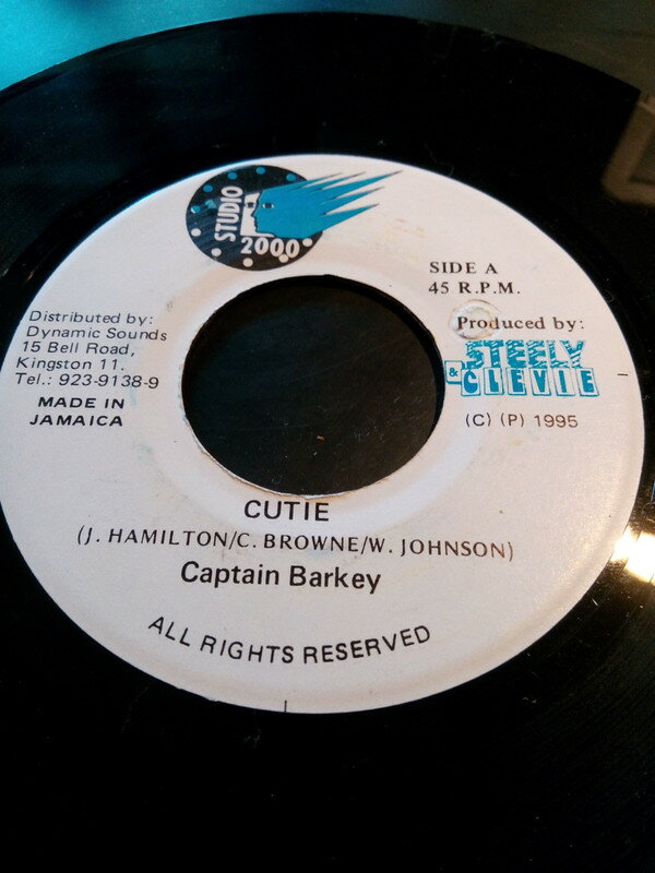 ・アーティスト Captain Barkey ・タイトル Cutie ・レーベル・型番 Studio 2000 NONE ・フォーマット 7インチレコード ・コンディション(盤) 良い (VG+) ・コンディション(ジャケット) ・コンディ...