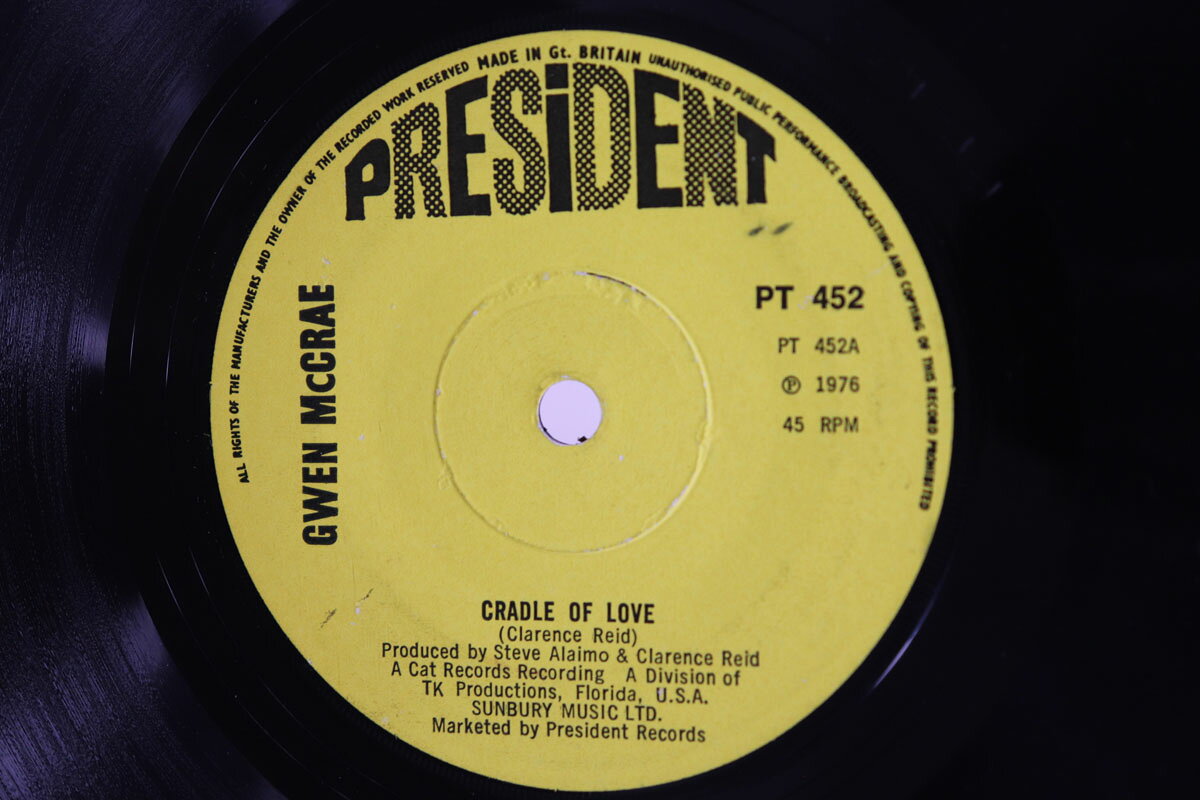 ・アーティスト Gwen Mccrae ・タイトル Cradle Of Love / Easy Rock ・レーベル・型番 PPRESIDENT PT452 ・フォーマット 7インチレコード ・コンディション(盤) 良い (VG+) ・コン...