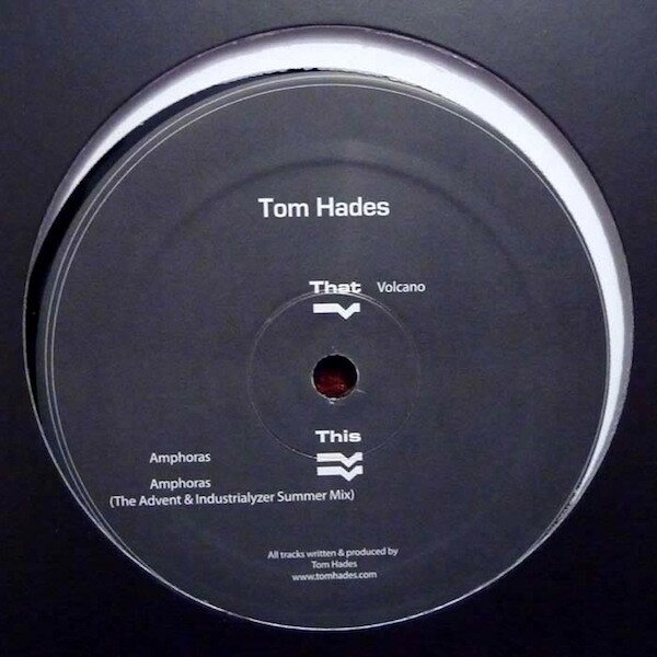 ・アーティスト Tom Hades ・タイトル Volcano ・レーベル・型番 Rhythm Converted RC017 ・フォーマット 12インチレコード ・コンディション(盤) 良い (VG+) ・コンディション(ジャケット) プ...