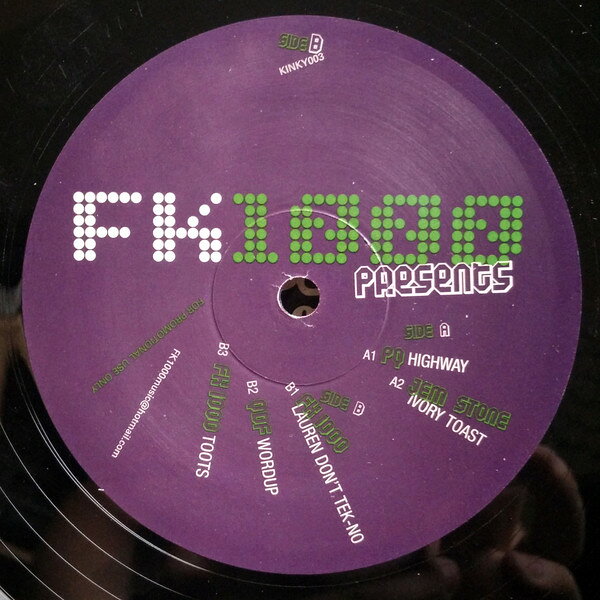 ・アーティスト Various ・タイトル FK1000 Presents... ・レーベル・型番 Kinky KINKY003 ・フォーマット 12インチレコード ・コンディション(盤) 良い (VG+) ・コンディション(ジャケット) ...