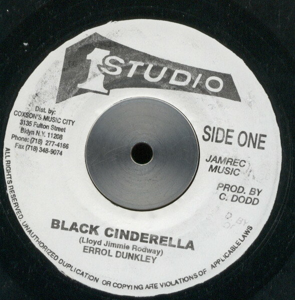 ・アーティスト Errol Dunkley ・タイトル Black Cinderella ・レーベル・型番 Studio One NONE ・フォーマット 7インチレコード ・コンディション(盤) 良い (VG+) ・コンディション(ジャケ...
