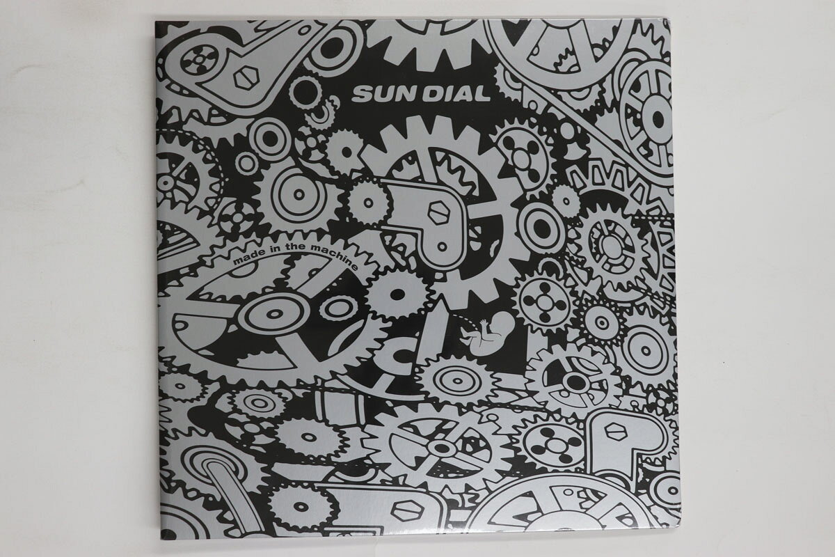 ・アーティスト Sun Dial ・タイトル Made In The Machine ・レーベル・型番 SULATRON ST1606 ・フォーマット LPレコード ・コンディション(盤) ほぼ新品 (M-) ・コンディション(ジャケット)...
