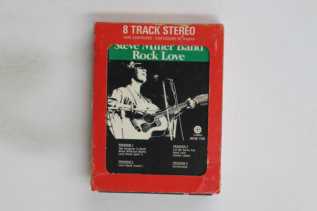 ・アーティスト Steve Miller Band ・タイトル Rock Love(8-track) ・レーベル・型番 CAPITOL RECORDS 8XW748 ・フォーマット カセットテープ ・コンディション(盤) 良い (VG+) ...