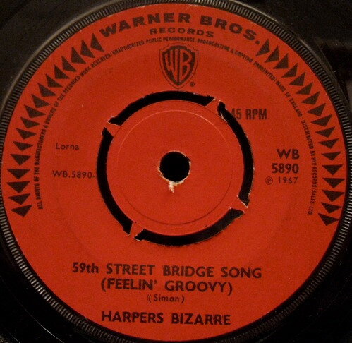・アーティスト Harpers Bizarre ・タイトル 59th Street Bridge Song (Feelin' Groovy) ・レーベル・型番 Warner Bros. Records WB5890 ・フォーマット 7インチ...