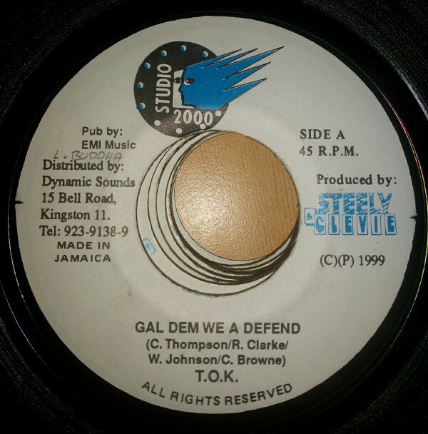 ・アーティスト T.O.K. ・タイトル Gal Dem We A Defend ・レーベル・型番 Studio 2000 NONE ・フォーマット 7インチレコード ・コンディション(盤) 良い (VG+) ・コンディション(ジャケット)...