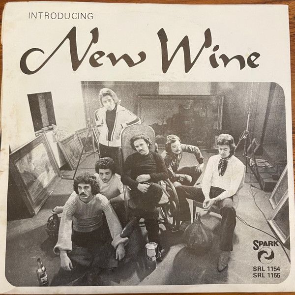 ・アーティスト New Wine ・タイトル Introducing New Wine ・レーベル・型番 Spark, Spark SRL11545 ・フォーマット 7インチレコード ・コンディション(盤) 非常に良い(EX) ・コンディシ...