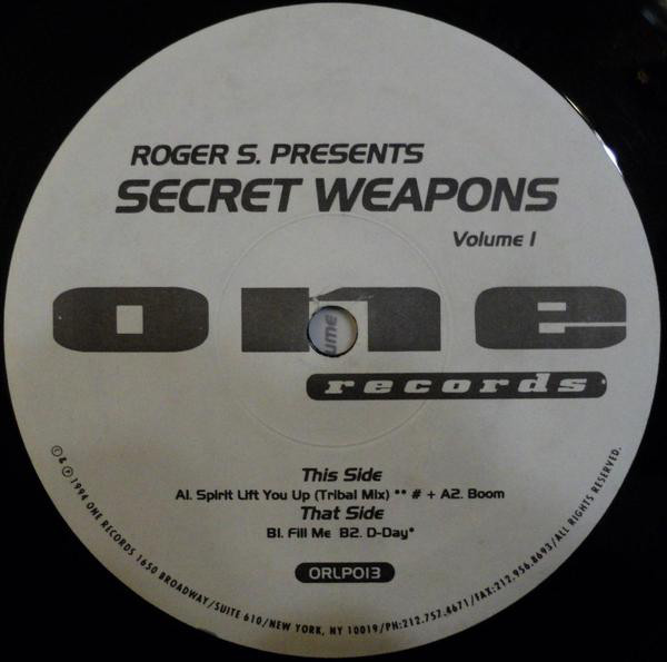 ・アーティスト Roger Sanchez ・タイトル Secret Weapons Volume I ・レーベル・型番 ONE S ORLP013 ・フォーマット LPレコード ・コンディション(盤) 可 (VG) ・コンディション(ジャ...