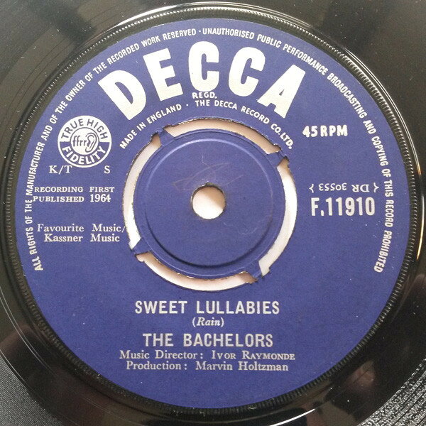 ・アーティスト Bachelors ・タイトル Ramona / Sweet Lullabies ・レーベル・型番 DECCA F11910 ・フォーマット 7インチレコード ・コンディション(盤) 良い (VG+) ・コンディション(ジャ...