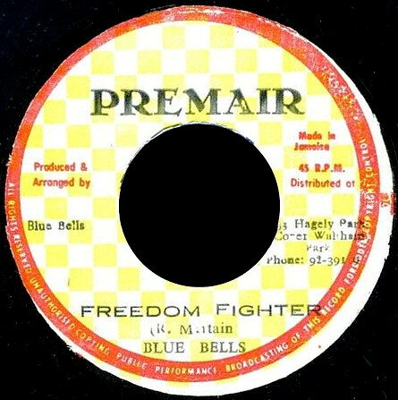 ・アーティスト Blue Bells ・タイトル Freedom Fighter ・レーベル・型番 Premair NONE ・フォーマット 7インチレコード ・コンディション(盤) 可 (VG) ・コンディション(ジャケット) ・コンディ...