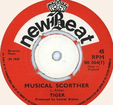 ・アーティスト Tiger ・タイトル Musical Scorther ・レーベル・型番 newBeat NB064 ・フォーマット 7インチレコード ・コンディション(盤) 良い (VG+) ・コンディション(ジャケット) ・コンディシ...