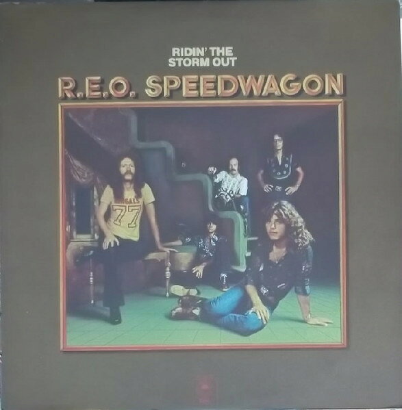 ・アーティスト REO Speedwagon ・タイトル Ridin' The Storm Out ・レーベル・型番 Epic PE32378 ・フォーマット LPレコード ・コンディション(盤) 良い (VG+) ・コンディション(ジャケ...