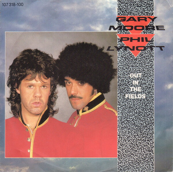 ・アーティスト Gary Moore & Phil Lynott ・タイトル Out In The Fields ・レーベル・型番 10 Records 107318 ・フォーマット 7インチレコード ・コンディション(盤) 良い (VG+...