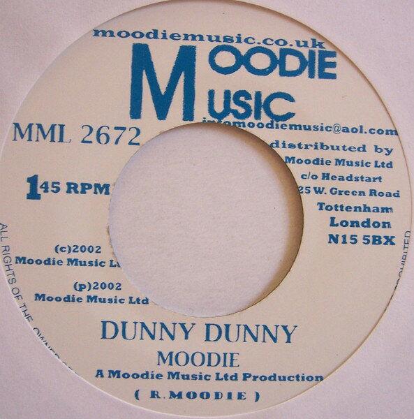 ・アーティスト L. Moodie ・タイトル Dunny Dunny ・レーベル・型番 Moodie Music MML2672 ・フォーマット 7インチレコード ・コンディション(盤) 非常に良い(EX) ・コンディション(ジャケット)...
