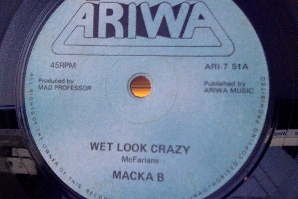 ・アーティスト Macka B ・タイトル Wet Look Crazy ・レーベル・型番 Ariwa ARI751 ・フォーマット 7インチレコード ・コンディション(盤) 非常に良い(EX) ・コンディション(ジャケット) ・コンディシ...