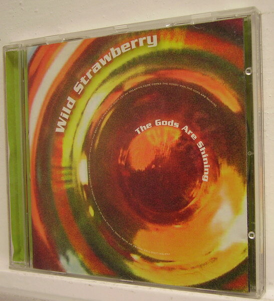 ・アーティスト Wild Strawberry ・タイトル Gods Are Shining ・レーベル・型番 Luna StrwbCD001L ・フォーマット CD ・コンディション(盤) 良い (VG+) ・コンディション(ジャケット)...