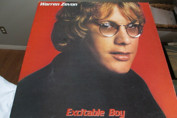 ・アーティスト Warren Zevon ・タイトル Excitable Boy ・レーベル・型番 Asylum Records 6E118 ・フォーマット LPレコード ・コンディション(盤) 良い (VG+) ・コンディション(ジャケッ...