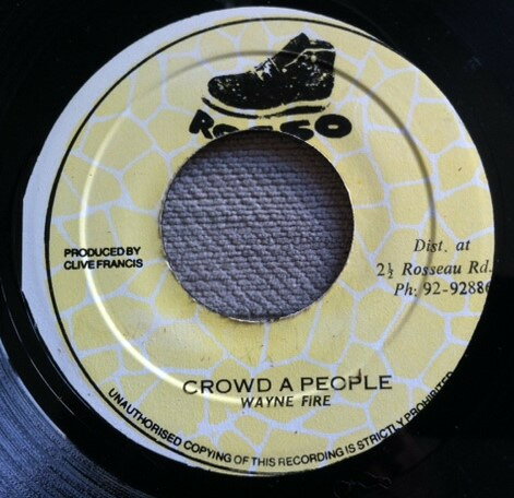 ・アーティスト Wayne Fire ・タイトル Crowd A People ・レーベル・型番 Rosso NONE ・フォーマット 7インチレコード ・コンディション(盤) 良い (VG+) ・コンディション(ジャケット) プレインカバ...