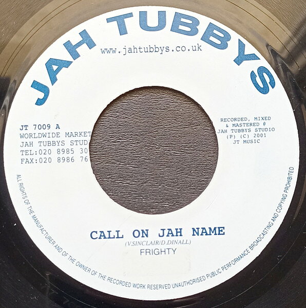 ・アーティスト Frighty ・タイトル Call On Jah Name ・レーベル・型番 Jah Tubbys JT7009 ・フォーマット 7インチレコード ・コンディション(盤) 良い (VG+) ・コンディション(ジャケット) ...