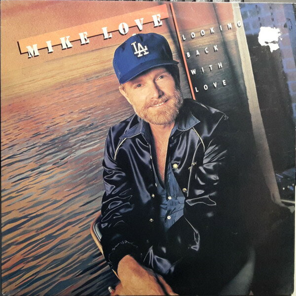 ・アーティスト Mike Love ・タイトル Looking Back With Love ・レーベル・型番 Epic EPC85571 ・フォーマット LPレコード ・コンディション(盤) 良い (VG+) ・コンディション(ジャケット...