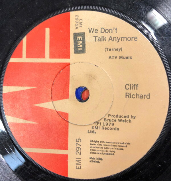 ・アーティスト Cliff Richard ・タイトル We Don't Talk Anymore ・レーベル・型番 EMI EMI2975 ・フォーマット 7インチレコード ・コンディション(盤) 良い (VG+) ・コンディション(ジャ...