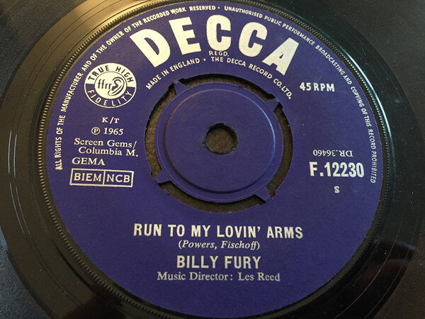 ・アーティスト Billy Fury ・タイトル Run To My Lovin' Arms ・レーベル・型番 Decca F12230 ・フォーマット 7インチレコード ・コンディション(盤) 良い (VG+) ・コンディション(ジャケッ...