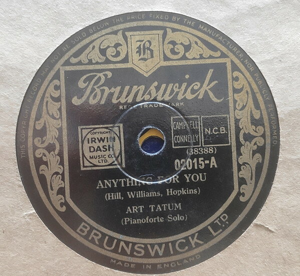 ・アーティスト Art Tatum ・タイトル Anything For You / Love Me ・レーベル・型番 BRUNSWICK 02015 ・フォーマット 78回転SP盤レコード ・コンディション(盤) 良い (VG+) ・コン...