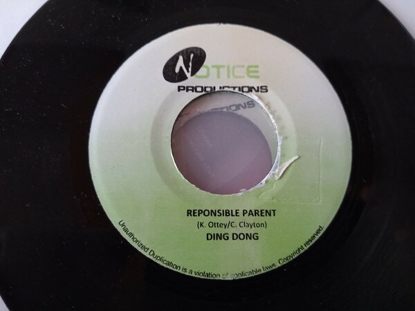 ・アーティスト Ding Dong ・タイトル Responsible Parent ・レーベル・型番 NOTICE PRODUCTIONS NONE ・フォーマット 7インチレコード ・コンディション(盤) 良い (VG+) ・コンディシ...