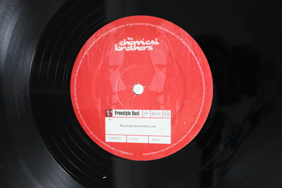 ・アーティスト Chemical Brothers ・タイトル Private Psychedelic Reel ・レーベル・型番 FREESTYLE DUST CHEMST7 ・フォーマット 12インチレコード ・コンディション(盤) 良...