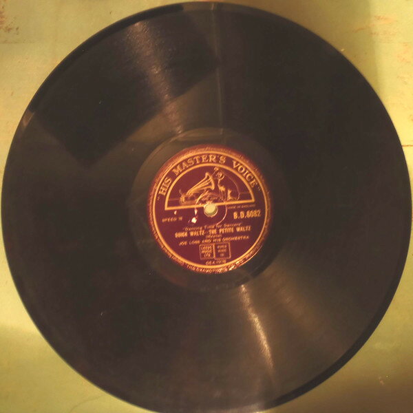 ・アーティスト Joe Loss & His Orchestra ・タイトル The Petite Walz / All My Love ・レーベル・型番 HIS MASTERS VOICE BD6082 ・フォーマット 78回転SP盤レコ...