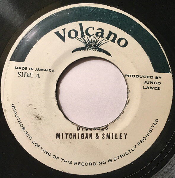 ・アーティスト Michigan & Smiley ・タイトル Diseases ・レーベル・型番 Volcano D2174 ・フォーマット 7インチレコード ・コンディション(盤) 良い (VG+) ・コンディション(ジャケット) プレ...