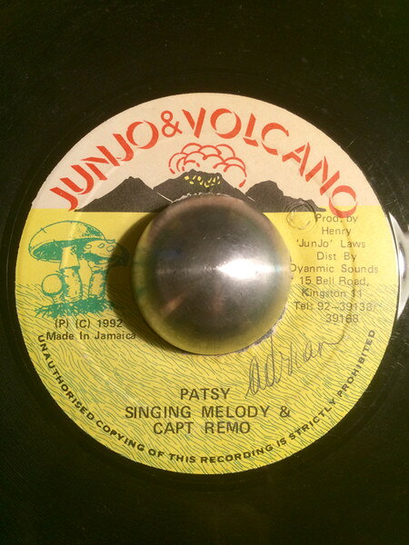・アーティスト Singing Melody & Captain Remo ・タイトル Patsy ・レーベル・型番 Junjo & Volcano NONE ・フォーマット 7インチレコード ・コンディション(盤) 良い (VG+) ・コ...
