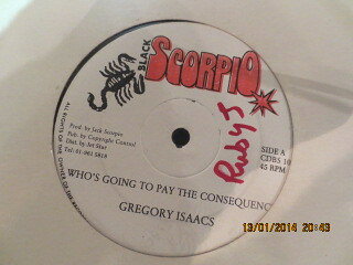 ・アーティスト Gregory Isaacs ・タイトル Who's Going To Pay The Consequence ・レーベル・型番 ・フォーマット 12インチレコード ・コンディション(盤) 良い (VG+) ・コンディション...