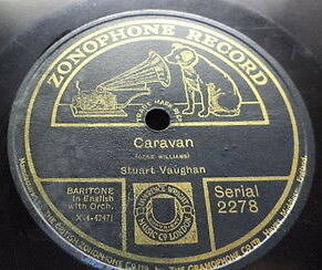 ・アーティスト Stuart Vaughan ・タイトル Caravan / Stumbling ・レーベル・型番 ZONOPHONE 2278 ・フォーマット 78回転SP盤レコード ・コンディション(盤) 良い (VG+) ・コンディシ...