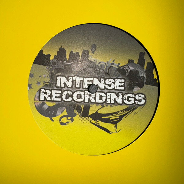 ・アーティスト Ill Haze / Ozma (2) ・タイトル Bat Country / Maniac Laugh ・レーベル・型番 Intense Recordings INTDNB002 ・フォーマット 12インチレコード ・コン...