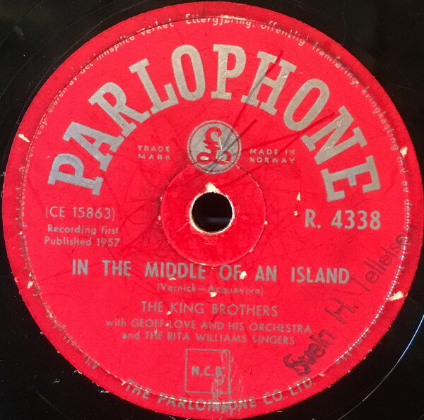 ・アーティスト King Brothers ・タイトル In The Middle Of An Island / Rockin Shoes ・レーベル・型番 PARLOPHONE R4338 ・フォーマット 78回転SP盤レコード ・コンデ...