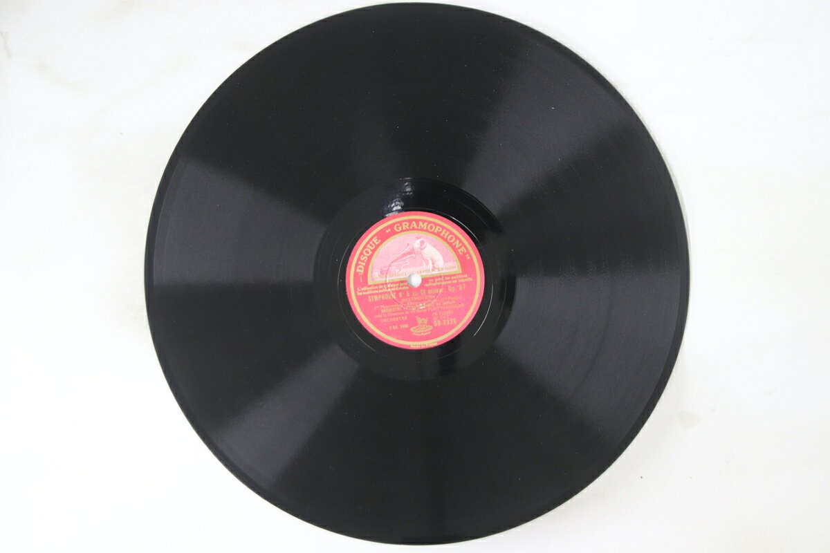 ・アーティスト Wilhelm Furtwangler ・タイトル Symphony N 5 En Ut Mineur Op. 67 ・レーベル・型番 GRAMOPHONE 12" DB3328 ・フォーマット 78回転SP盤レコード ・コ...