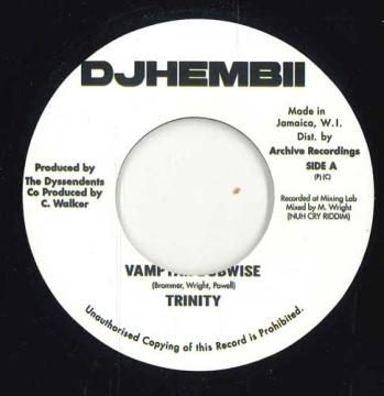 ・アーティスト Trinity ・タイトル Vampyah Dubwise / Version ・レーベル・型番 Djhembii UK DJS7001 ・フォーマット 7インチレコード ・コンディション(盤) 新品 (M) ・コンディショ...