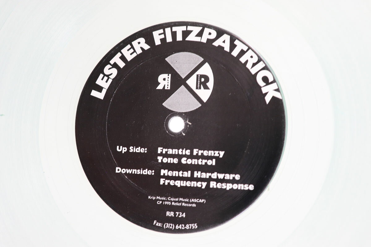 ・アーティスト Lester Fitzpatrick ・タイトル Frantic Frenzy ・レーベル・型番 Relief RR734 ・フォーマット 12インチレコード ・コンディション(盤) 良い (VG+) ・コンディション(ジャ...