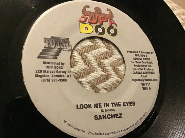 ・アーティスト Sanchez ・タイトル Look Me In The Eyes ・レーベル・型番 Supa Doo SD011 ・フォーマット 7インチレコード ・コンディション(盤) 良い (VG+) ・コンディション(ジャケット) ...