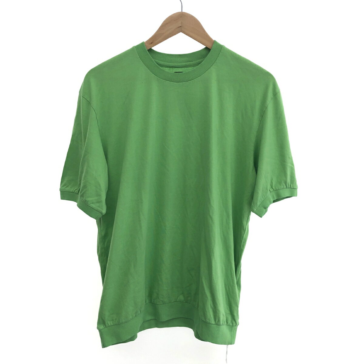 状態ランク →ランク詳細はこちら 状態詳細 - ※スレ傷や汚れがある場合はその一部分のみ撮影を行っております。画像に写っていない箇所にも同じようなスレ傷や汚れがある場合がございます。 商品説明 ブランド FEDELI フェデリ 仕様 半袖カ...