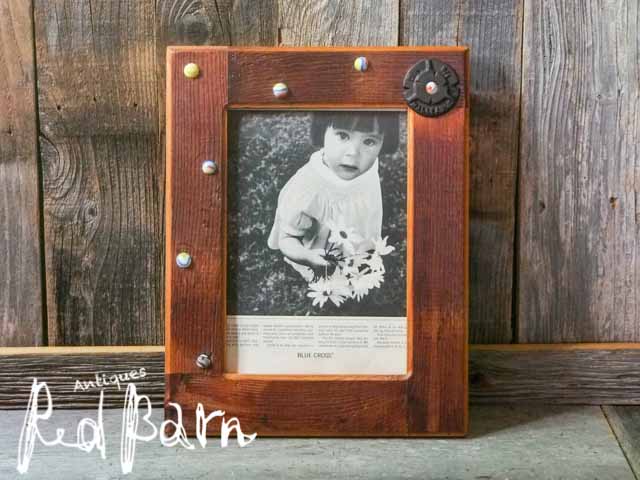 サイズ 外寸W33.5cm H42.5cm 内寸W19.5cm H29cm （製作品の為多少の誤差がございます） 材質 古材・アイアン・マーブル 色 ナチュラルブラウン 　 商品説明 ●80年〜150年前のアメリカの納屋を解体してできた古材...