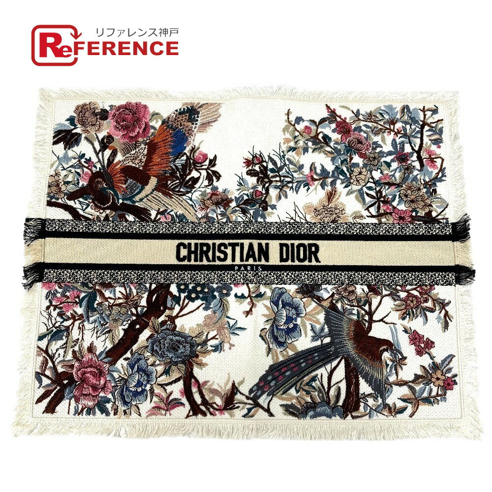 【商品情報】 【商品番号】G-260110-8 ブランドディオール ラインランチョンマット モデルプレースマット テーブルクロス タイプテーブルセッティング インテリア 形状ランチョンマット 型番HYO03SJB0U 参考上代67000円 ...