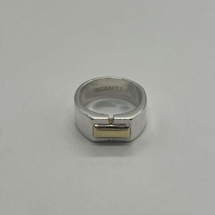 商品詳細 ブランド名 エルメス HERMES モデル名 バケットリング 素材 SV925 シルバー925 YG イエローゴールド サイズ 表記サイズ53 13号 付属品 無し 総重量 7.6g 状態ランク B ランクについて N:新品未使用...