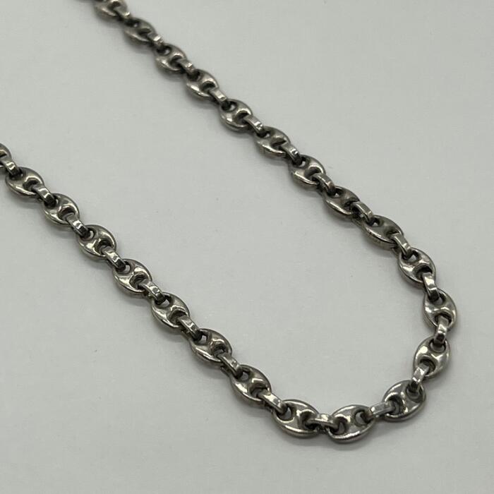 商品詳細 ブランド名 グッチ GUCCI モデル名 マリーナチェーン ロングネックレス 素材 SV800 シルバー800 サイズ 全長75.5cm 付属品 無し 総重量 29.45g 状態ランク B ランクについて N:新品未使用 S:使用...